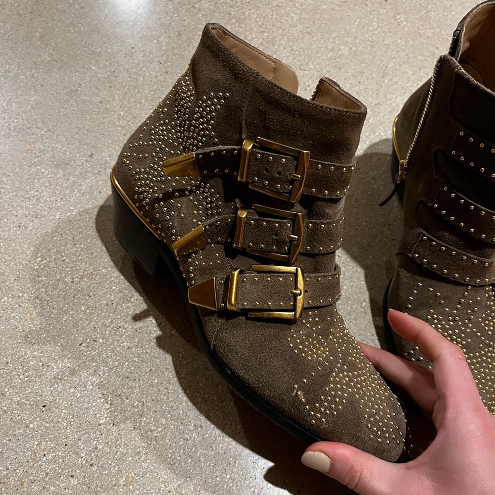 Chloe Susanna Studded Bootie In Olive Green Suede 35 - Gem